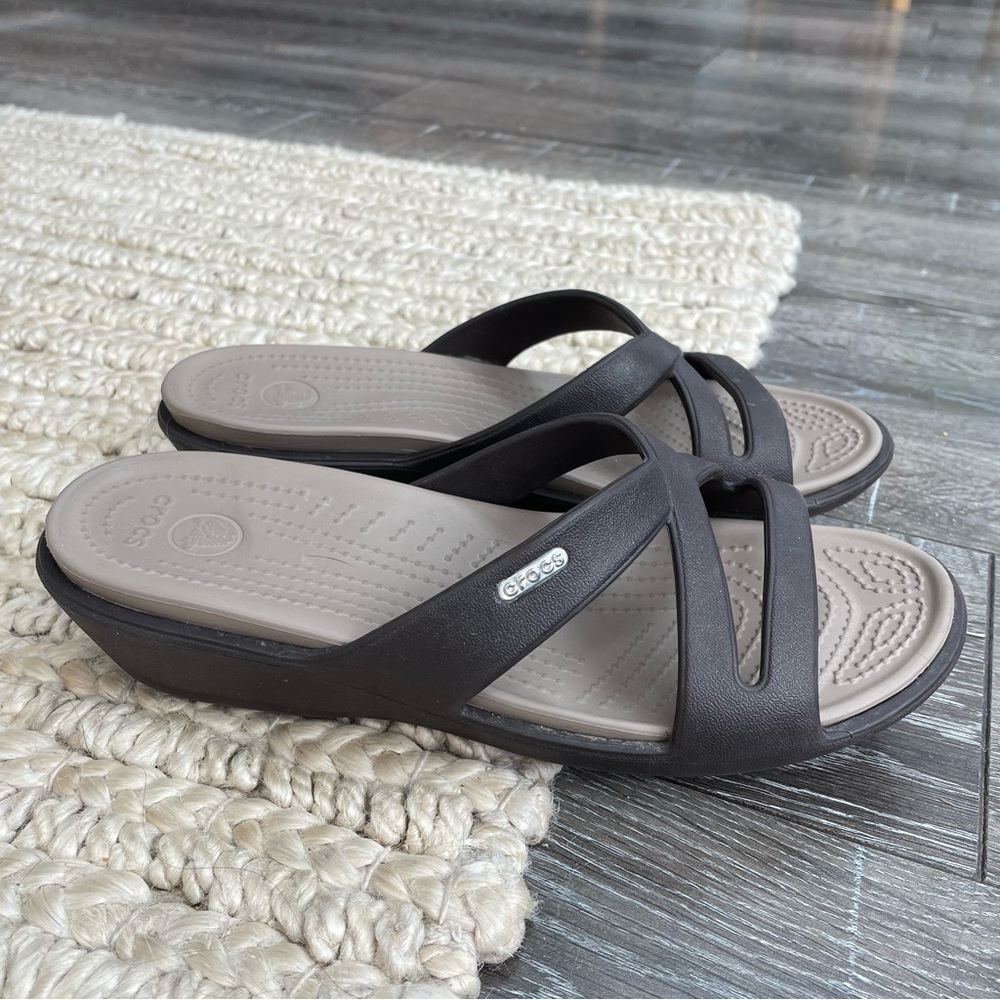 Crocs Women’s Sandals Patricia Wedge Size9 Slip On Si… - Gem